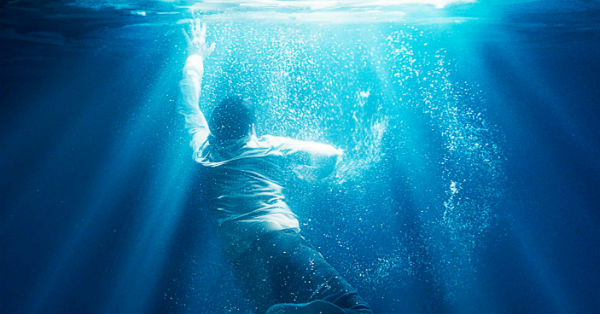 "Breakthrough" Review - John Hanlon Reviews